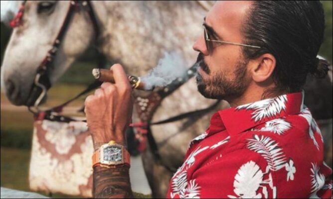 Blerim Destani foto me aktorin me famë botërore, realizojnë së bashku ...