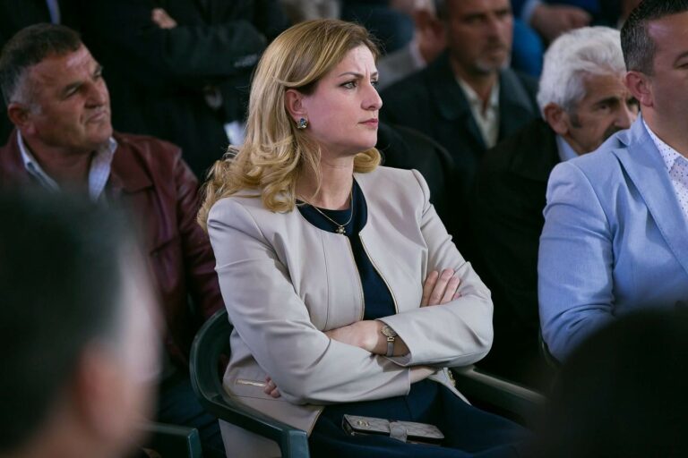 Hajdarmataj: Bashën e mbështesin 95% e personave që futen në seli ...