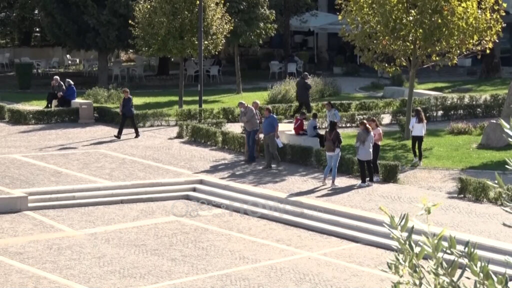 Mbyllet qendra bamirëse në Lezhë, fëmijët braktisin shkollën dhe dalin ...