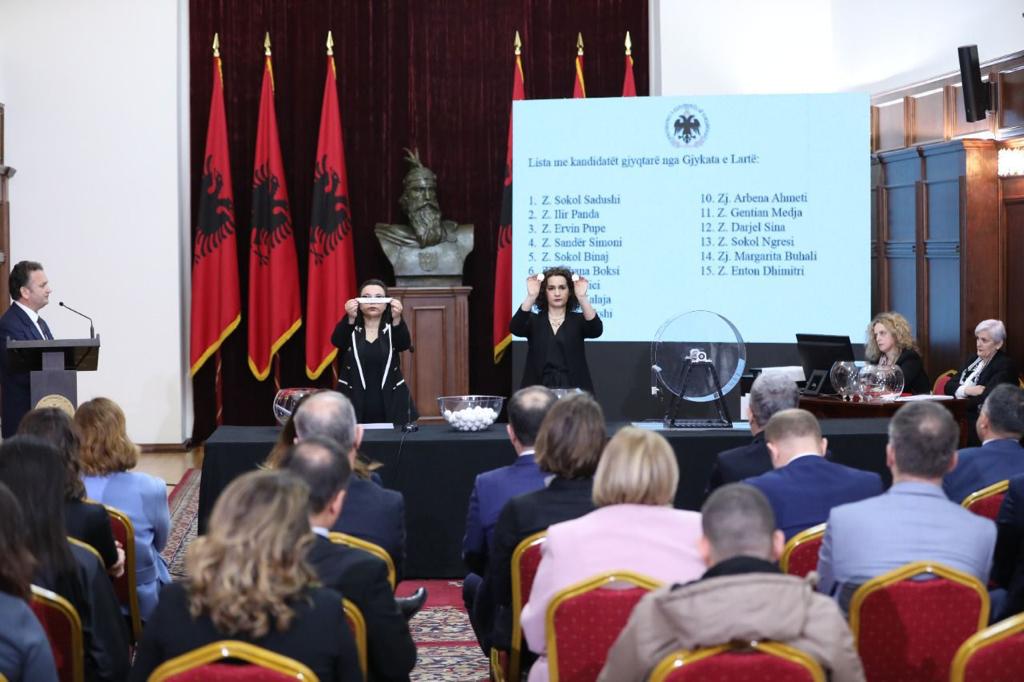 Zgjidhen 9 anëtarët e rinj të KED, Sandër Simoni kryetari i ri për ...