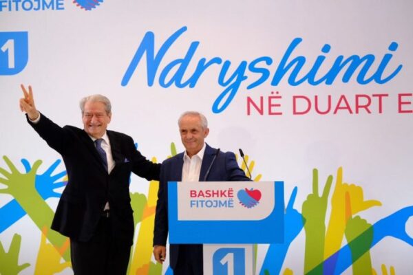 Berisha nga Dropulli: Sirenat e ndryshimit po ushtojnë në të gjithë ...