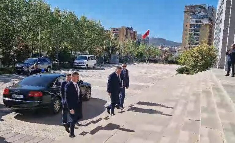 Altin Dumani shkon në KLP! Ja dy prokurorët që e shoqërojnë