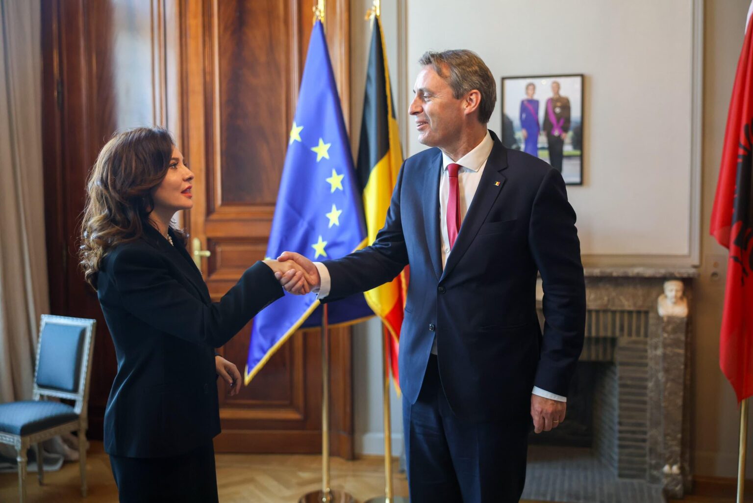 Kryeparlamentarja Spiropali në Belgjikë, pritet nga presidenti i ...