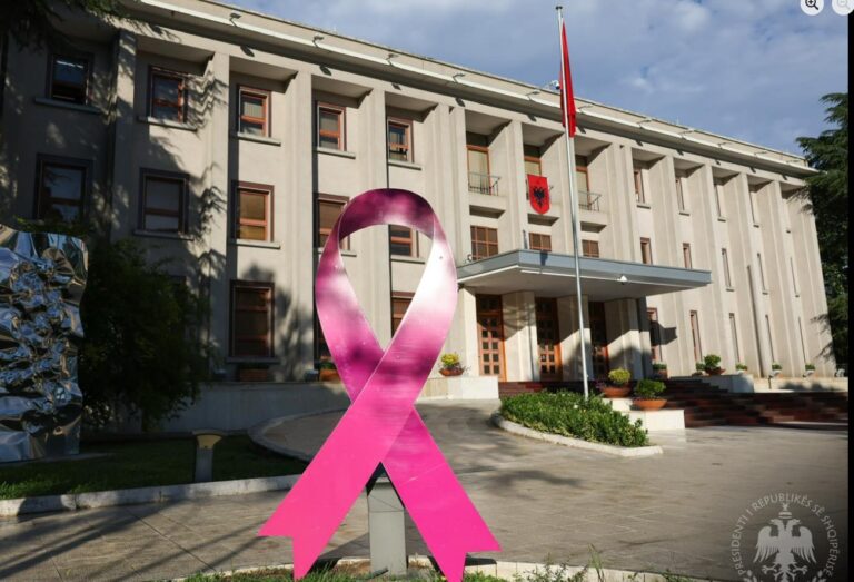 Tetori rozë, Presidenti Begaj: Parandalimi dhe diagnostikimi i hershëm ...