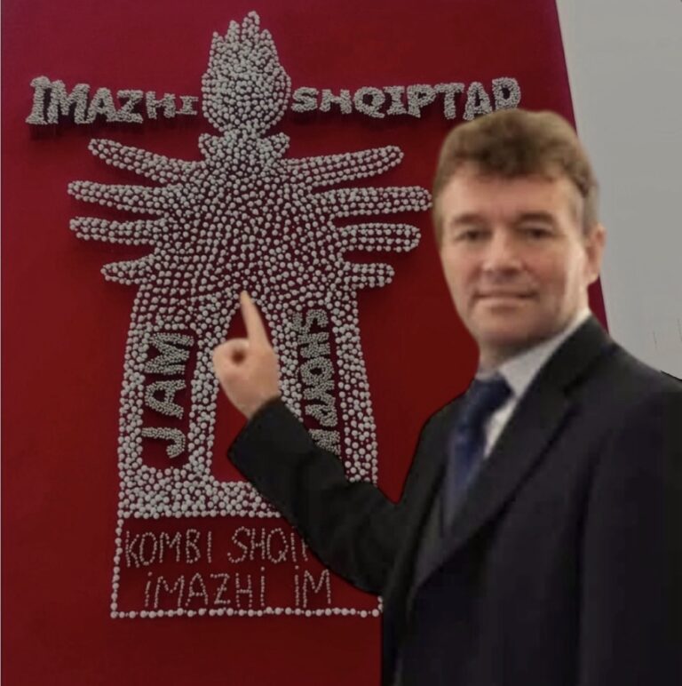 Kombi shqiptar me imazh të unifikuar në një festival vlerash